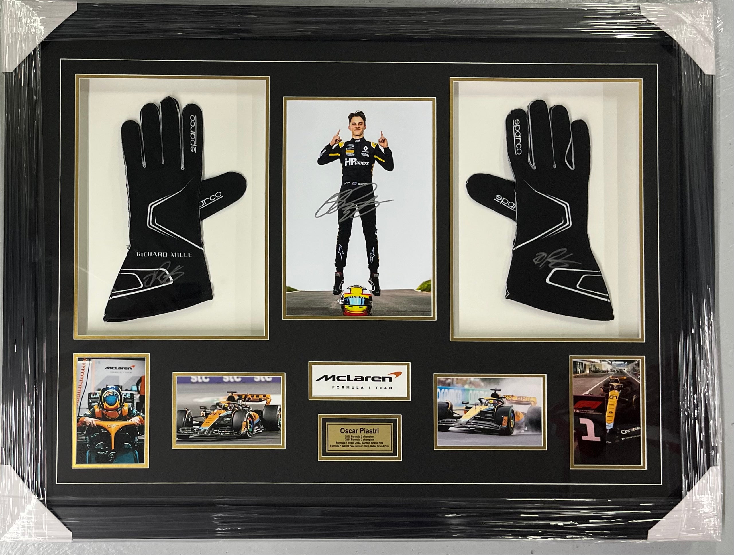 Oscar Piastri Signed Photo & Gloves Collage Display – Superstars & Legends